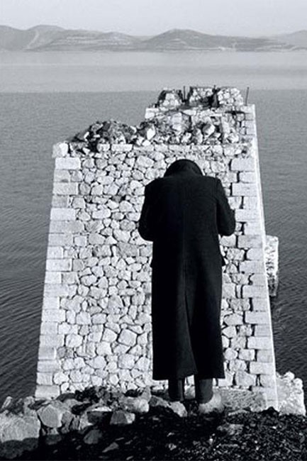 Ο ΞΕΝΟΣ (ΣΥΛΛΕΚΤΙΚΗ ΕΚΔΟΣΗ) - Camus, Albert | Evripidis.gr